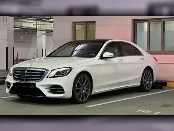 Mercedes-Benz S550 White SUV 2x4 For Rent in QAR