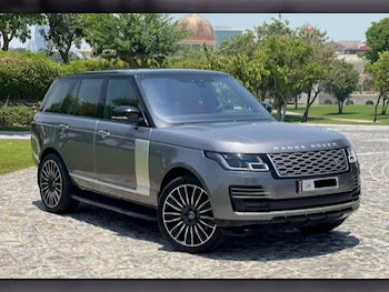 Land Rover Range Rover Vogue SE Super charged Gray 2020 For Sale in QAR
