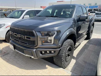 Ford Raptor Gray 2018 For Sale in Qatar
