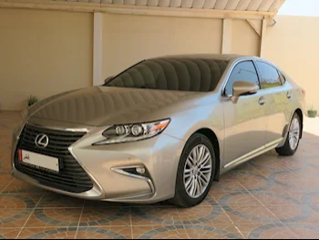 Lexus ES 350 Silver 2016 For Sale in Qatar