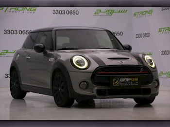 Mini Cooper S Gray 2019 For Sale in Qatar